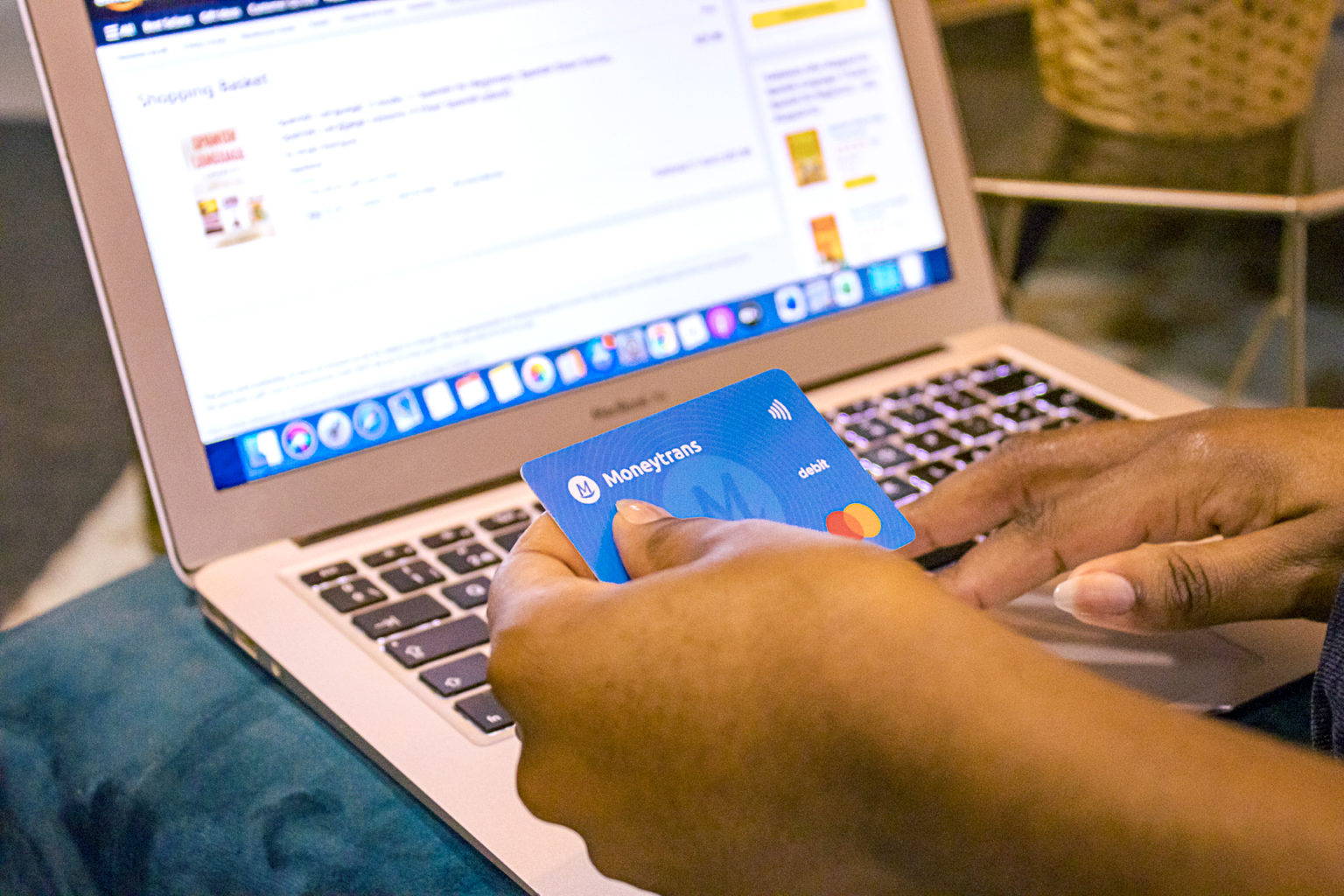 Can I open a bank account without a payslip? - Moneytrans Blog